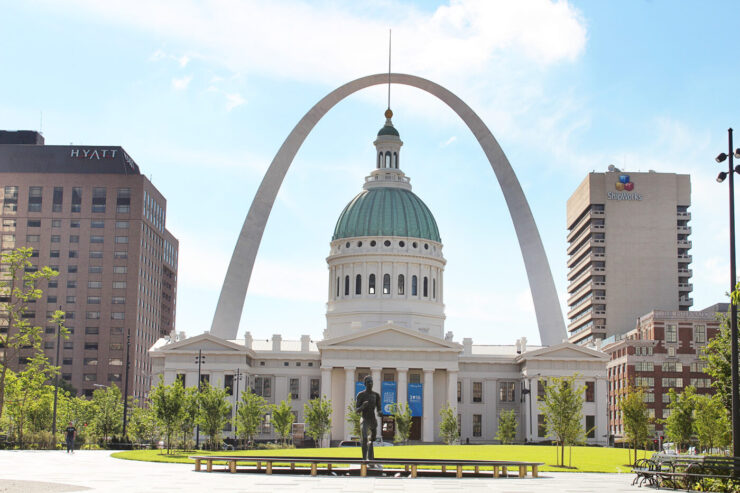 Saint Louis Real Estate 2024: Is It a Good Choice for Families? - Green ...